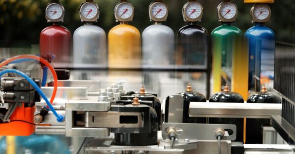 Gas Cylinder Guide Tips for Selection and Safety | FastGas